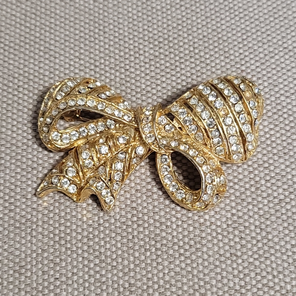 Jewelry | Vintage 19560s Pave Crystal Bow Brooch | Poshmark